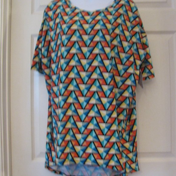 LuLaRoe | Tops | 25 Lularoe Irma Tunic Small Nw T36 Green Geometric ...